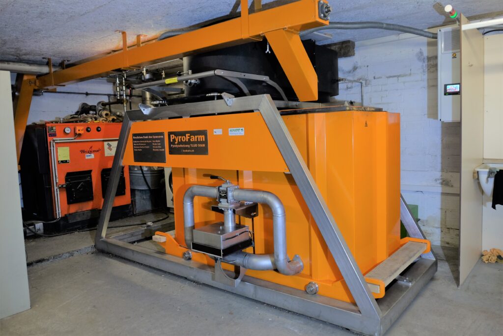Inbetriebnahme von PyroFarm P40 in Stettlen - Pyronet GmbH